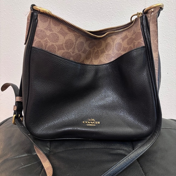 Coach | Bags | Signature Leather Colorblock Chaise Crossbody | Poshmark